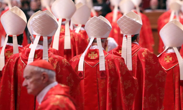 The Silenced Oath: What Cardinals Pledge Before the Body of a Deceased ...